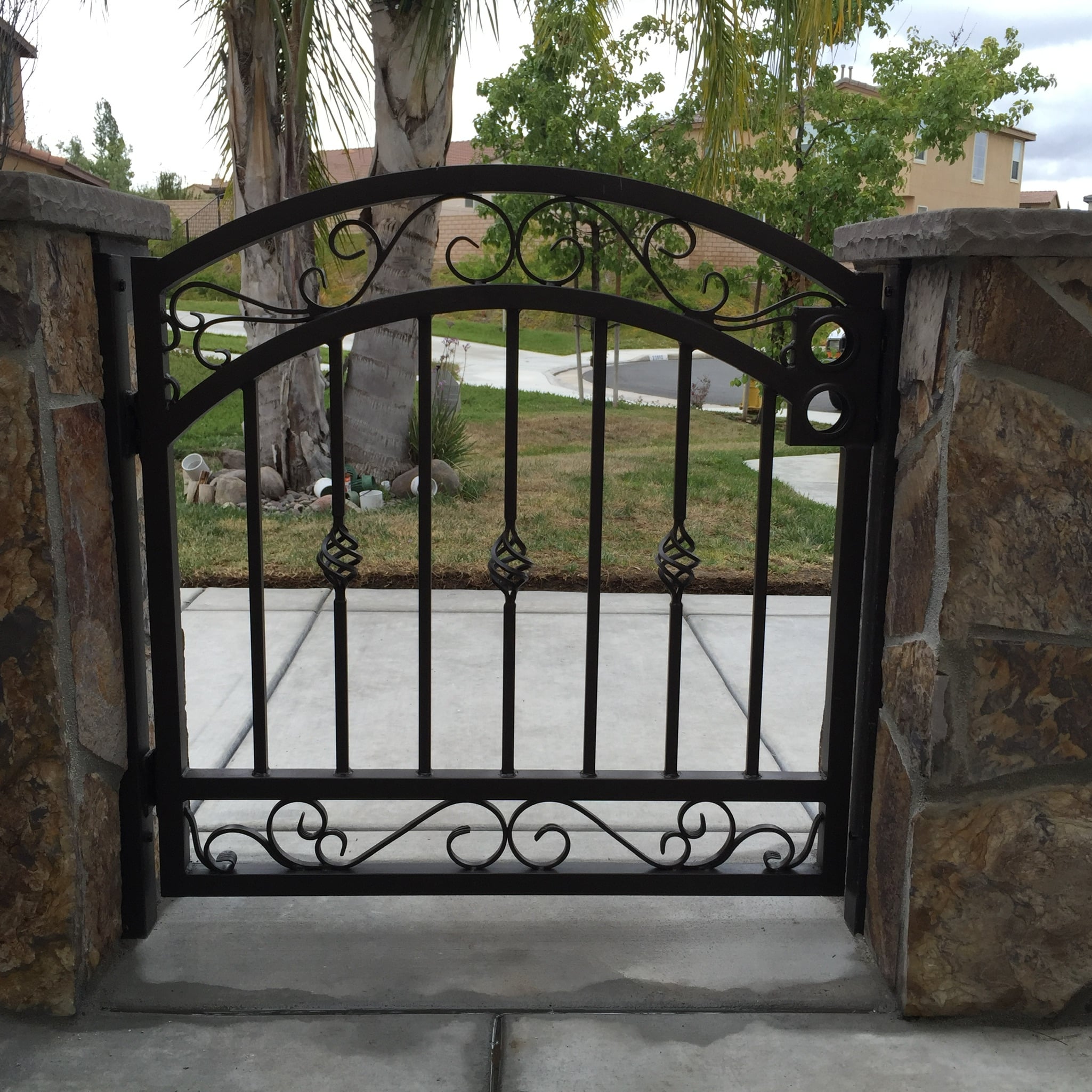 Our Work - Small Gates - Estrada Iron