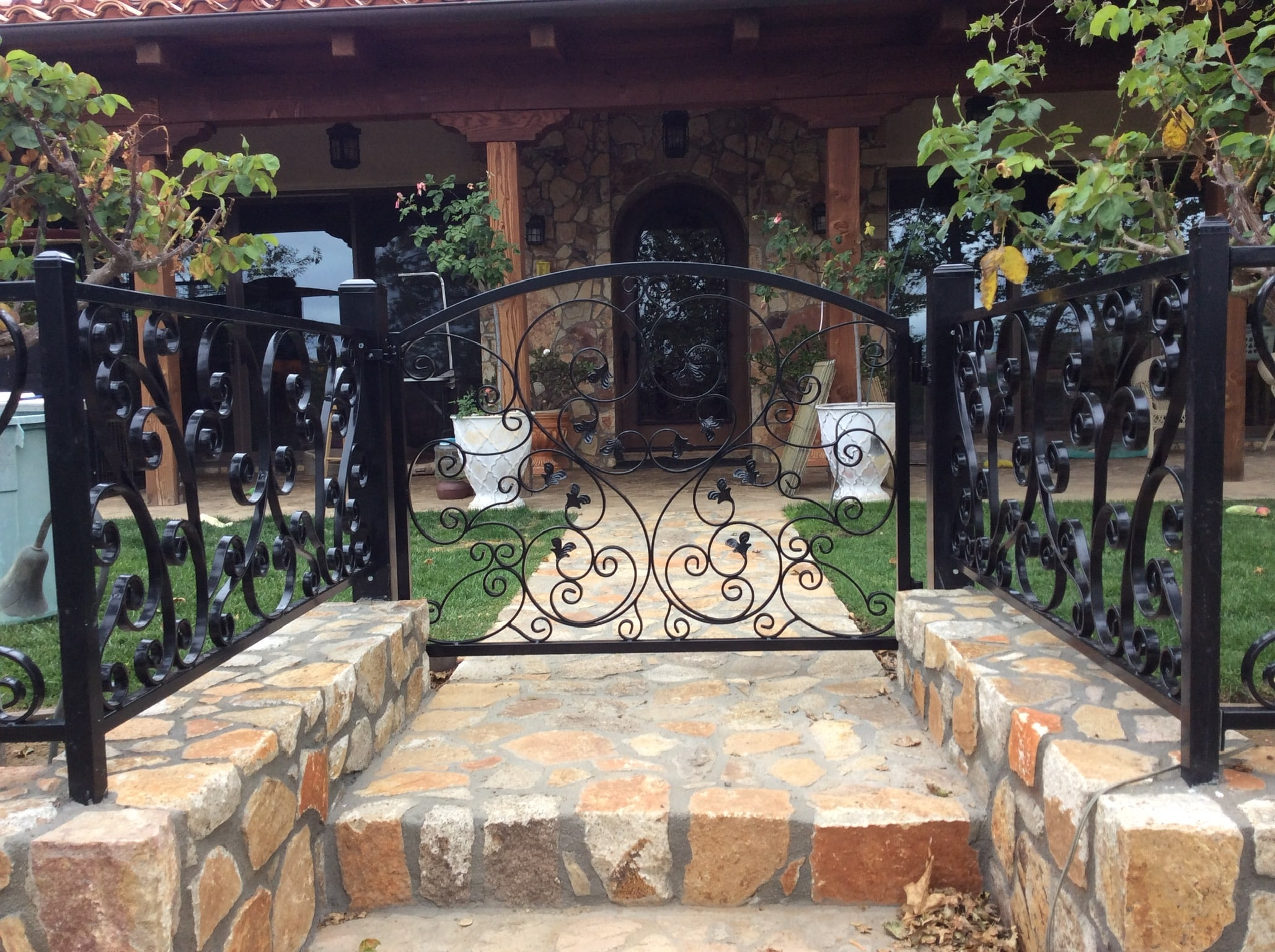 Our Work - Small Gates - Estrada Iron